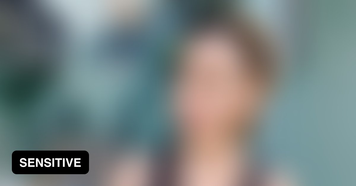 Kowalski take a note... She is Emira Foods aka Emira Kowalski. - 9GAG