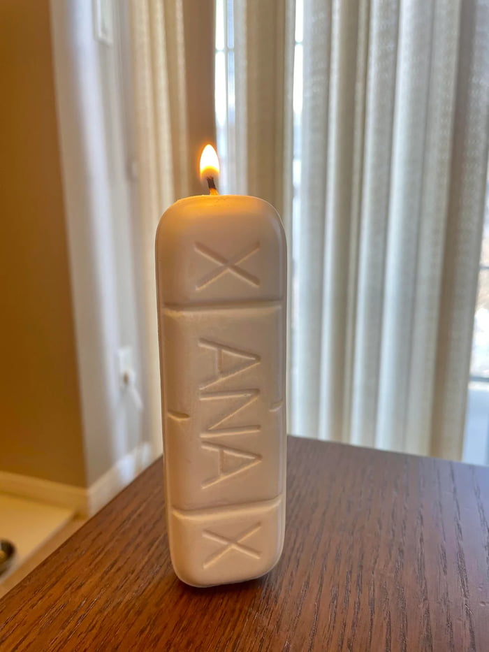 Hold on babe, let me set the mood - 9GAG