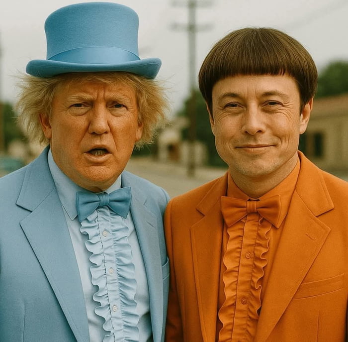 Who's this guy with Uncle Roger? - 9GAG