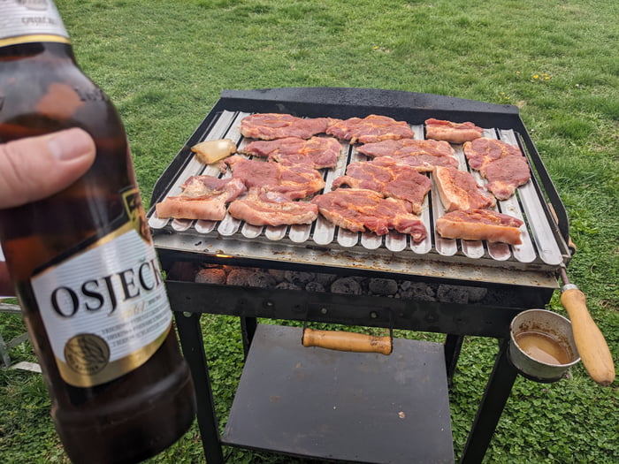 Are we still doing barbecue posts? - 9GAG