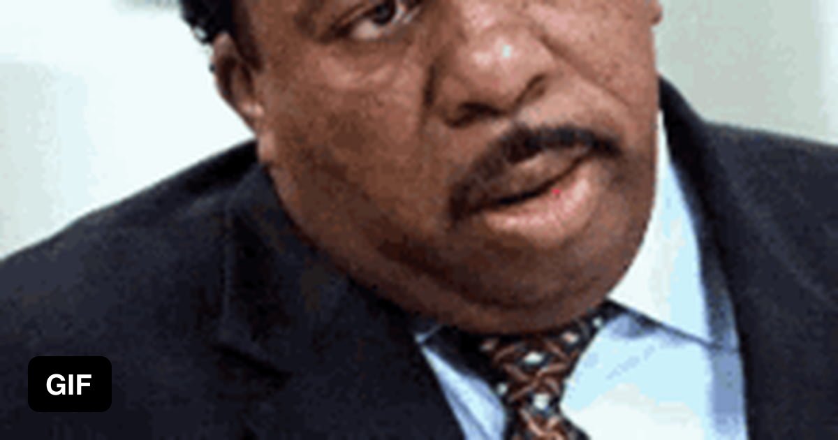 Derek Carr retires. Football fans: - 9GAG