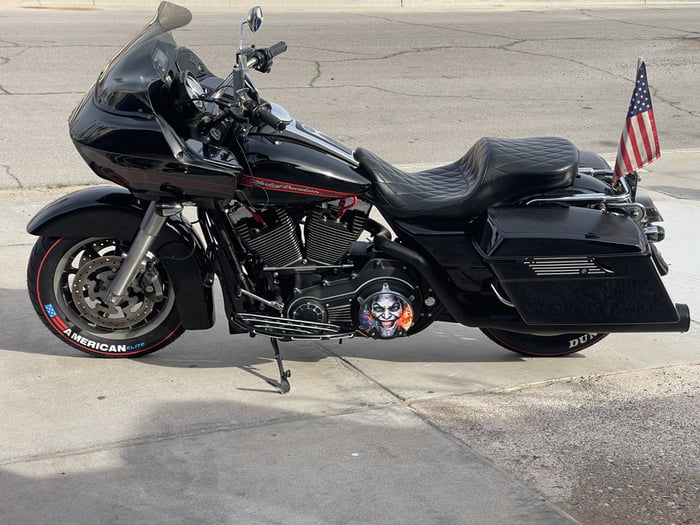 My daily rider 2008 fltr, 120r engine - 9GAG