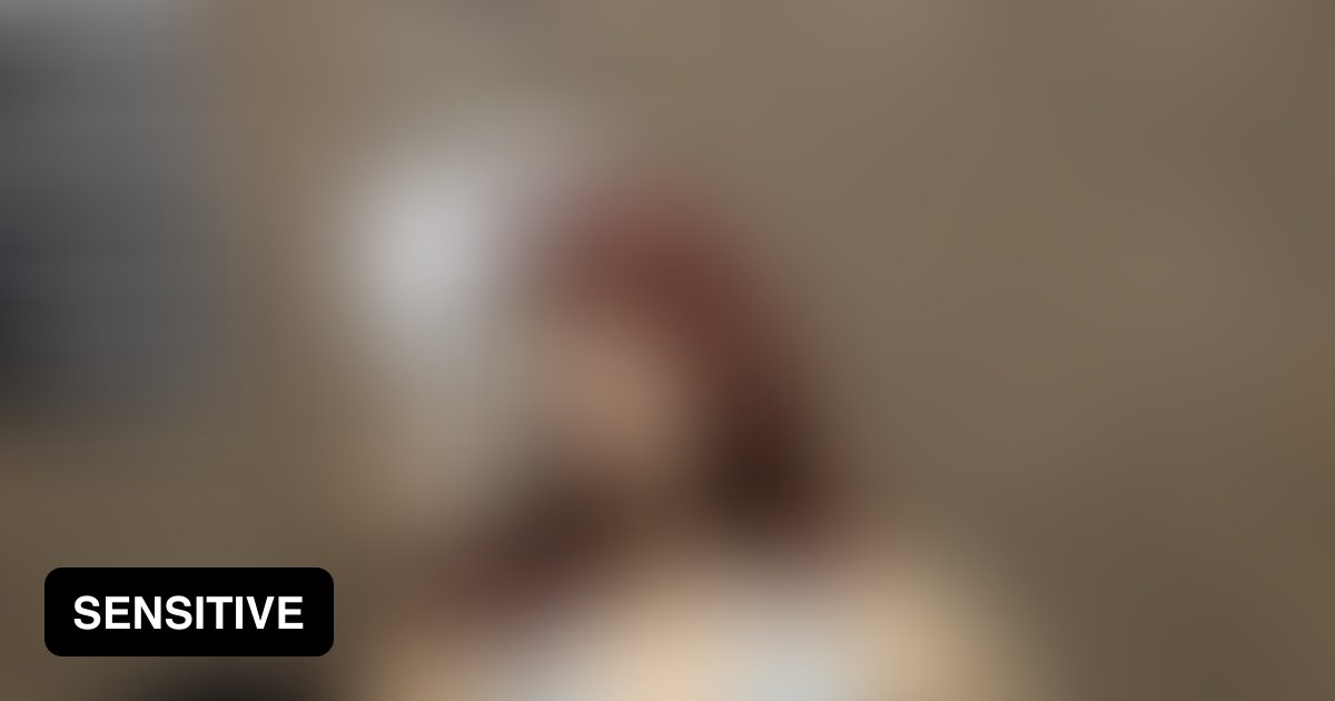 Mmm sports bra - 9GAG