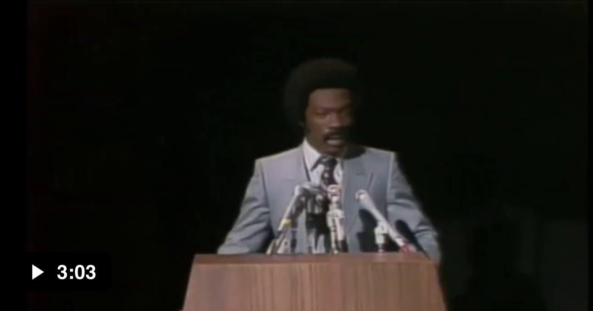 Eddie Murphy as Jesse Jackson on SNL. - 9GAG