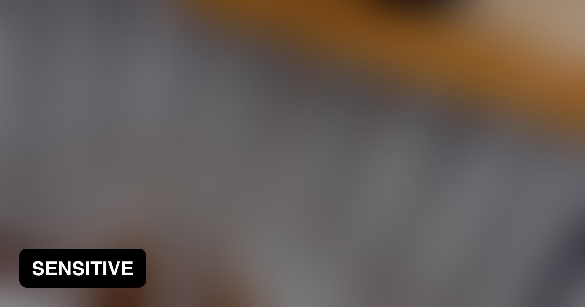 F cups out in public 😋 - 9GAG