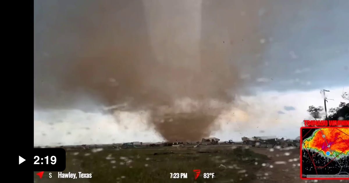 Storm Chaser Freddy Mckinney rescues injured family while chasing a tornado - 9GAG