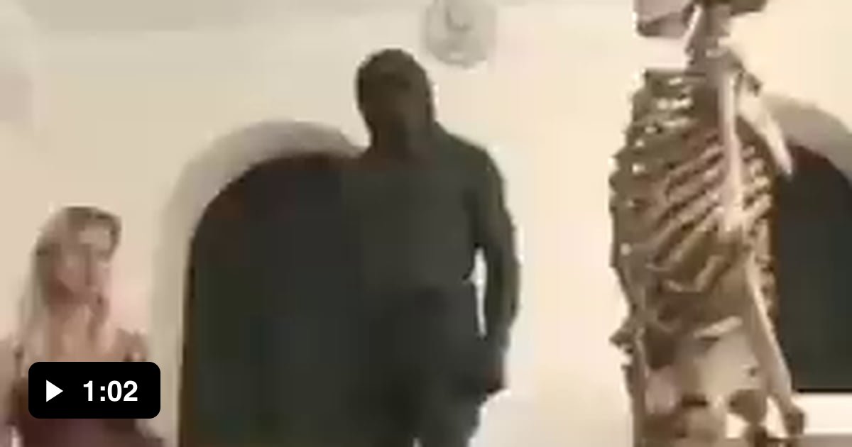 Male Skeleton - 9GAG