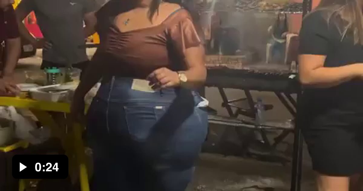 When your front butt is to fat so you have to wear your jeans backwards - 9GAG