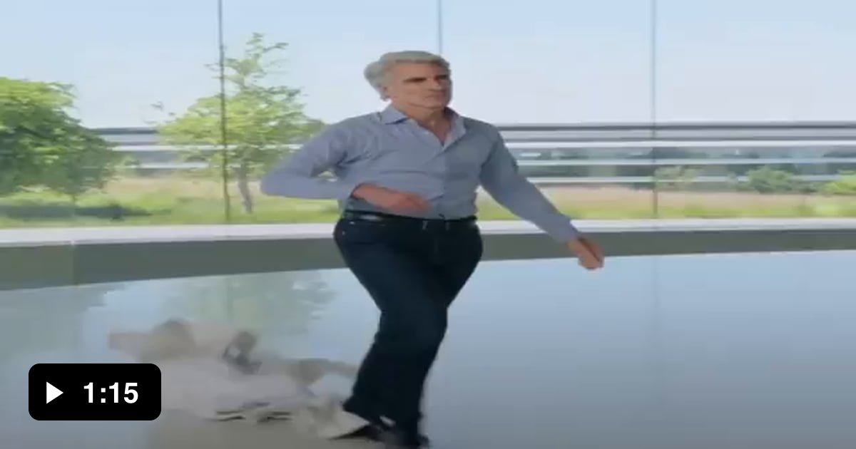 Android Users Reaction to IOS 18 'New Features' - 9GAG