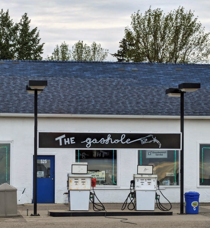 Gas station in Canada - 9GAG
