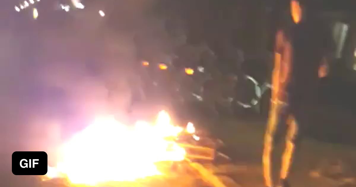 SHIT'S ON FIRE, YO - 9GAG