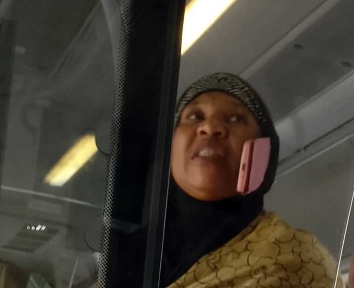 Hijab handsfree - 9GAG