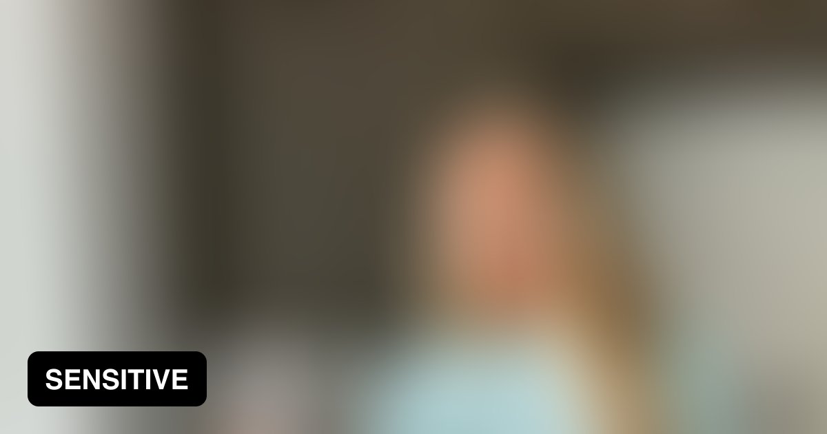 Sarah Houchens - 9GAG