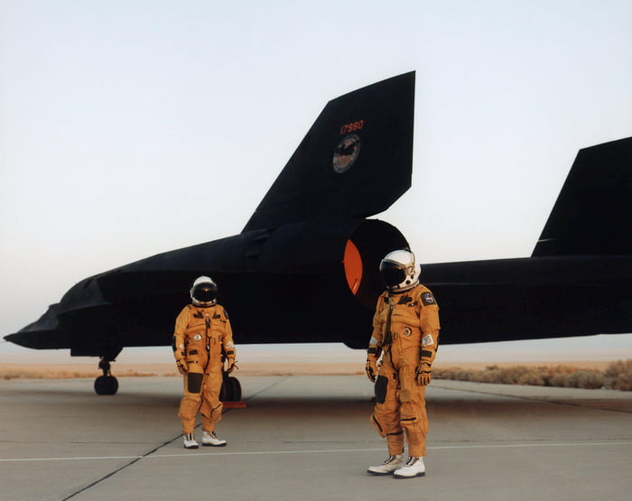 Skunk Works - SR71 Blackbird Crew (1991) - 9GAG