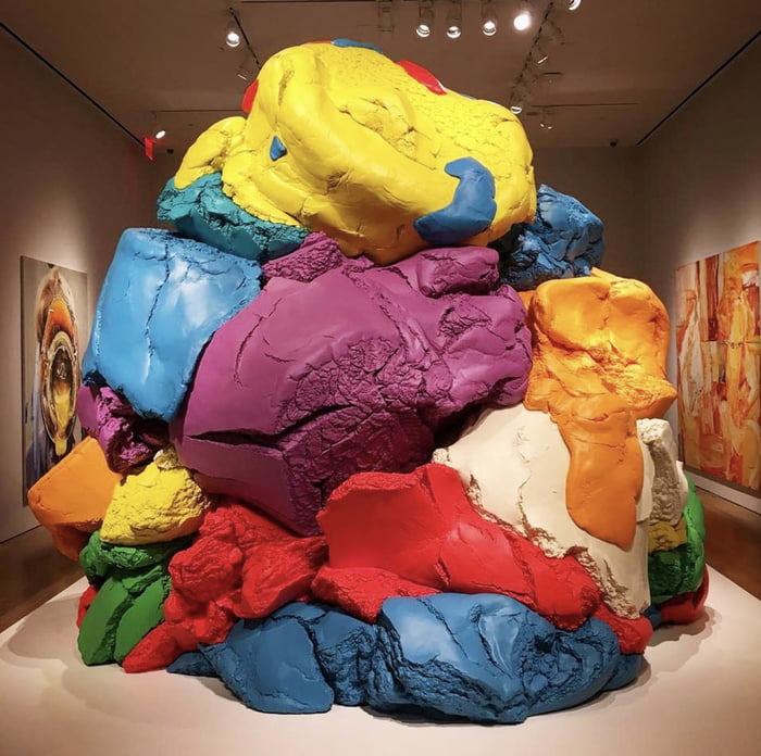 That's one big pile of sh*t - 9GAG