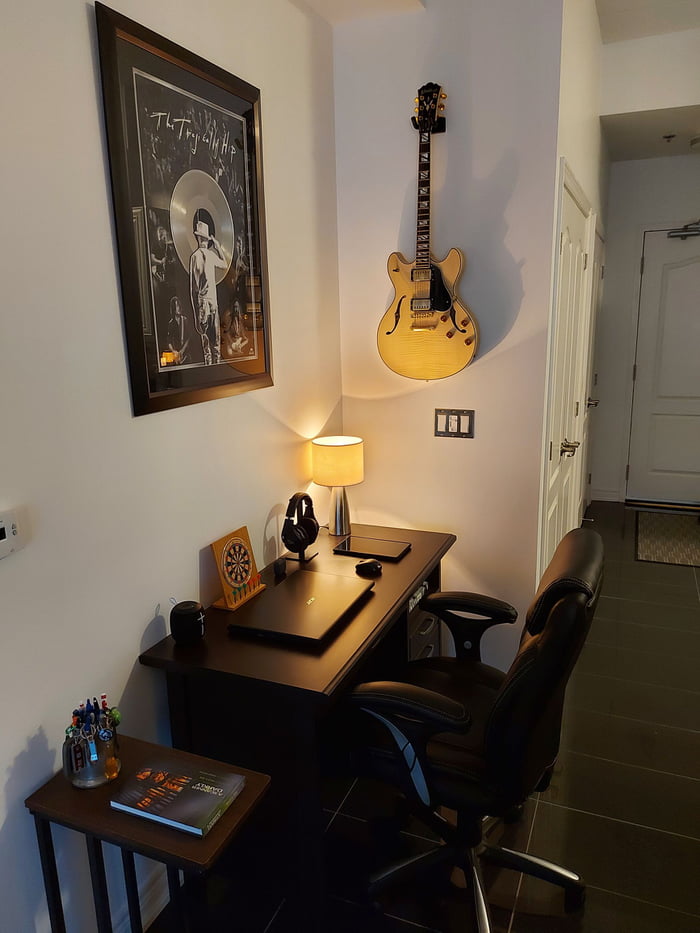 Cozy Condo Office Nook - 9GAG