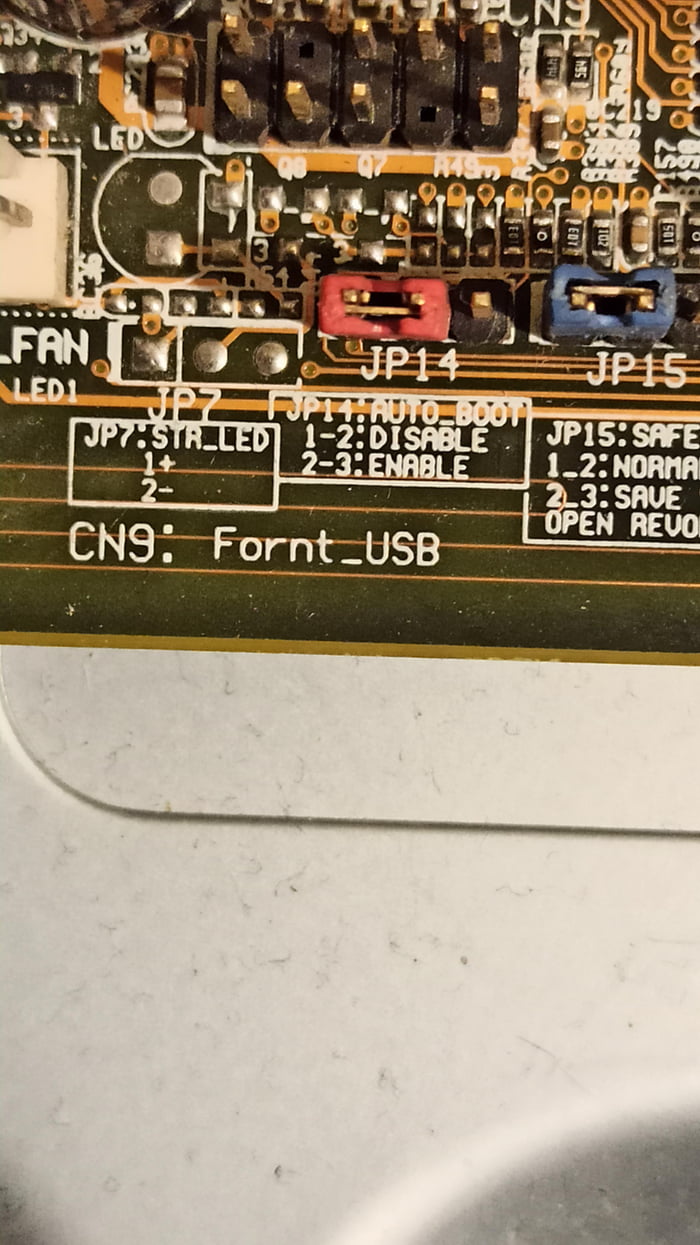 Don't forget to connect the Fornt USB! - 9GAG
