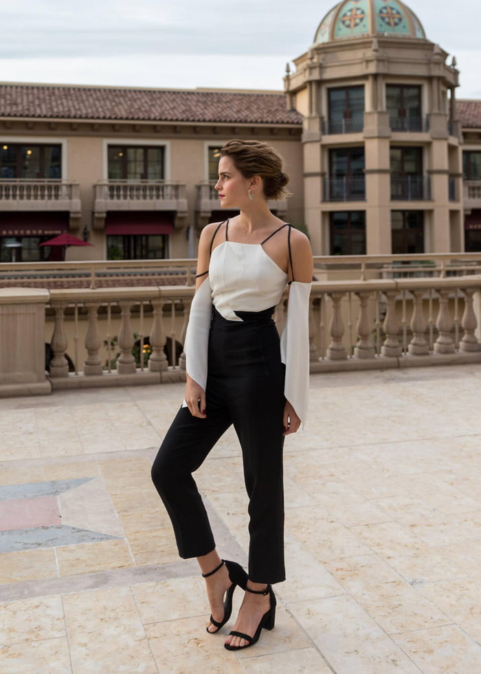 Strike A Pose - 9GAG