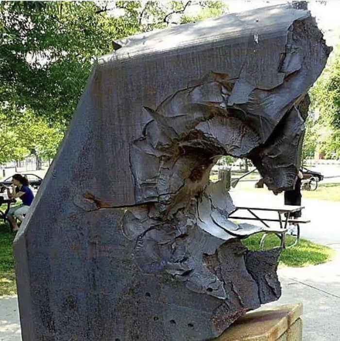 16in Mk7 US Naval gun vs 26in thick armor of Yamato Class Battleship - 9GAG