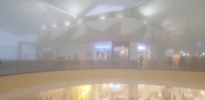 Fog inside a mall in the Philippines - 9GAG
