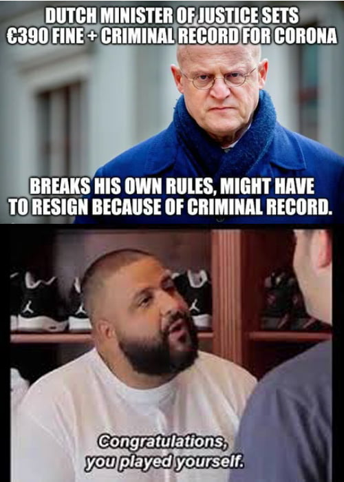 40 keks to the man who played himself - 9GAG