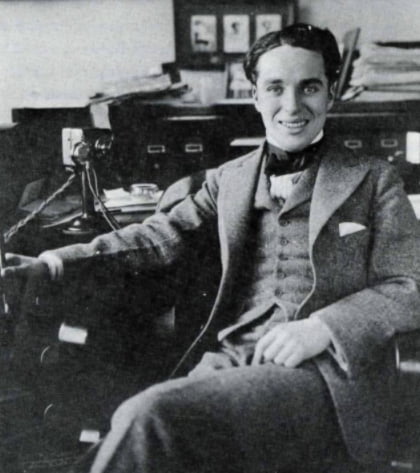 Charlie Chaplin without makeup , 1916 - 9GAG