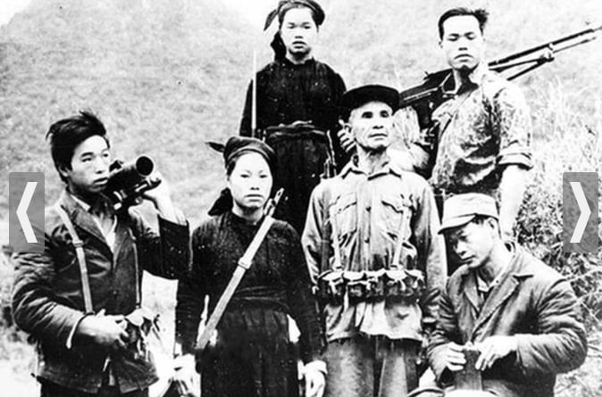 A band of vietnamese villagers that live near the Vietnam chinese ...