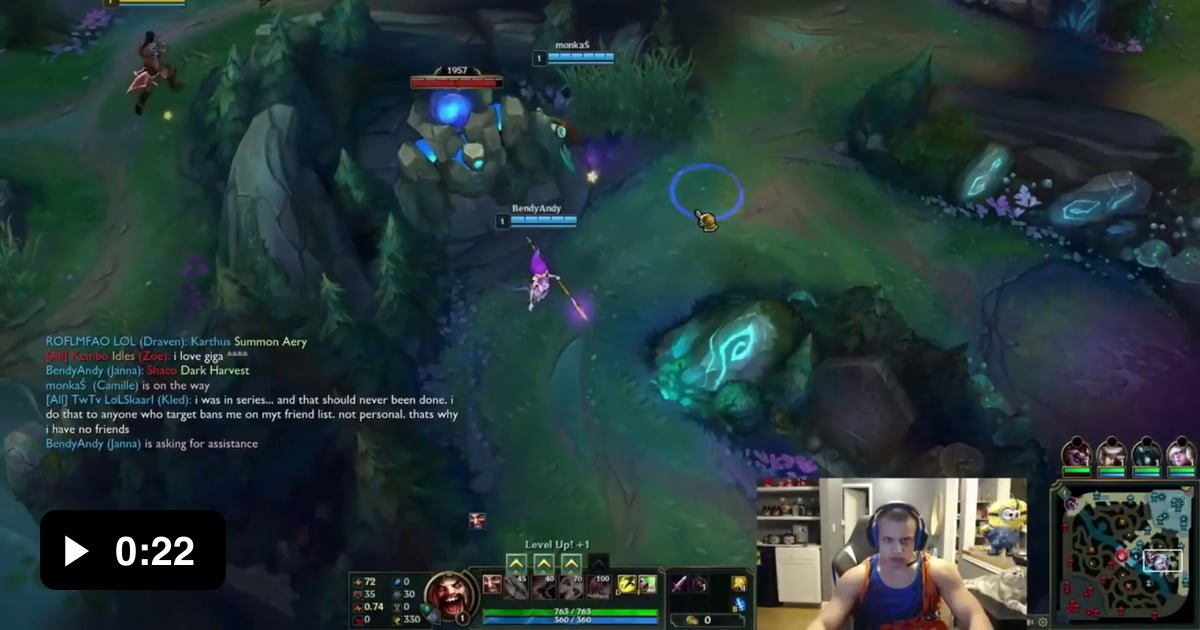 Tyler1 drops his food on steam and dies inside - 9GAG