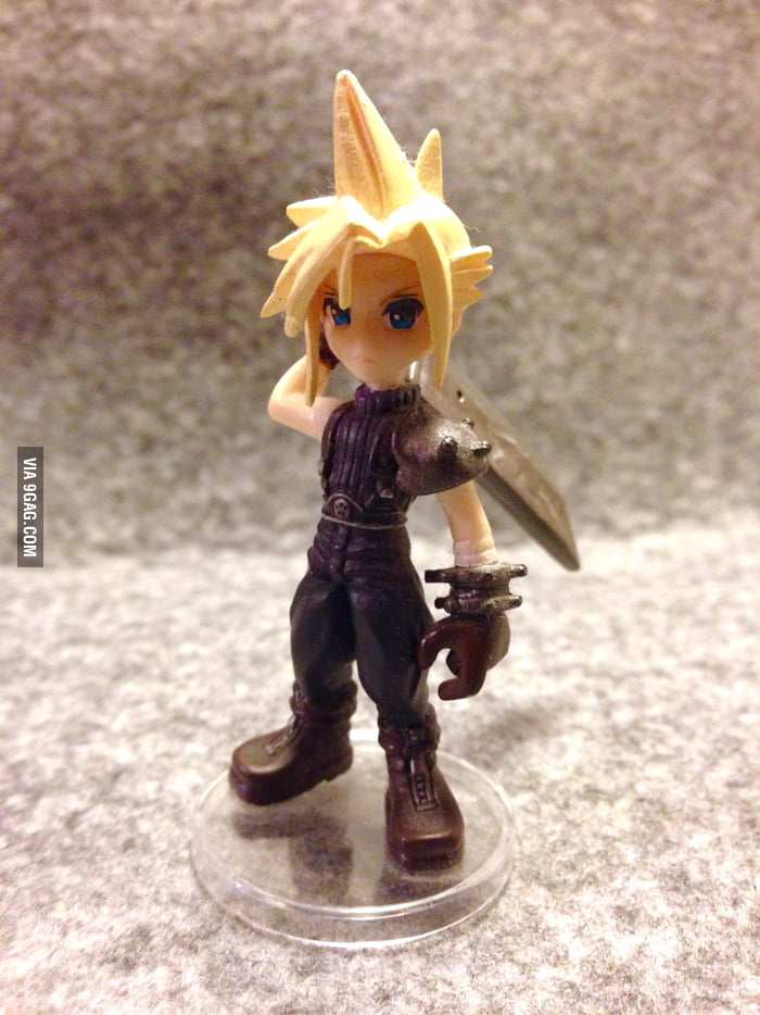 Let me introduce you to my Cloud Strife mini action figure - 9GAG