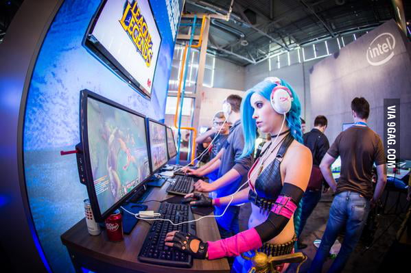 Get Jinxed because this is Jinx playing Jinx! - 9GAG