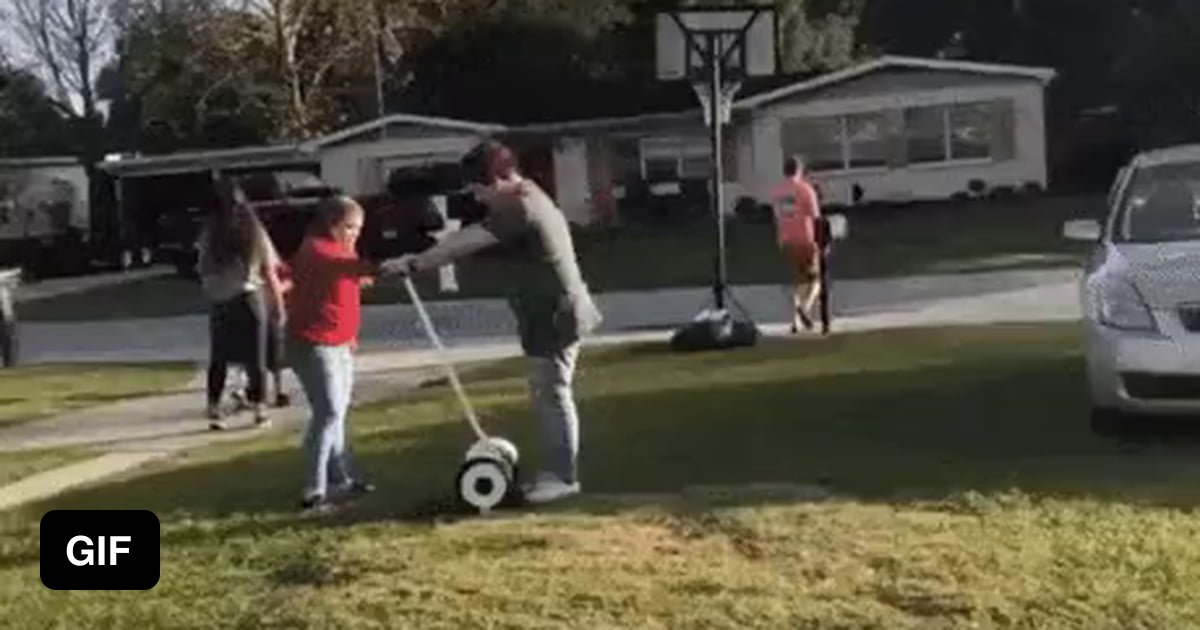 Yeah.... shake it - 9GAG