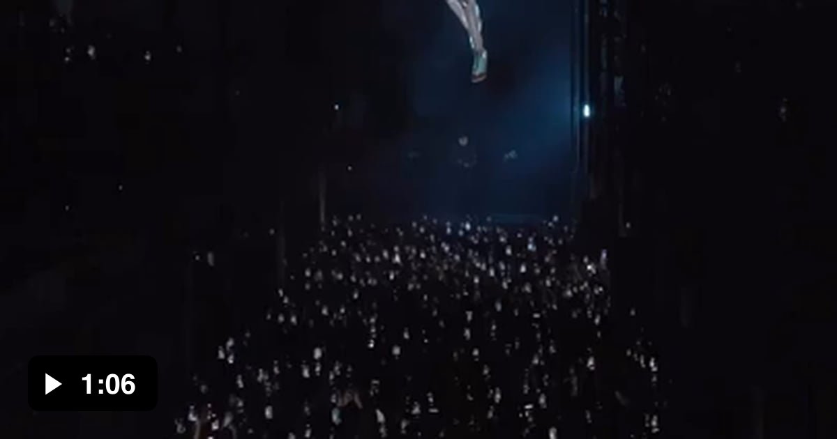 The incredible visual effects at a rave - 9GAG