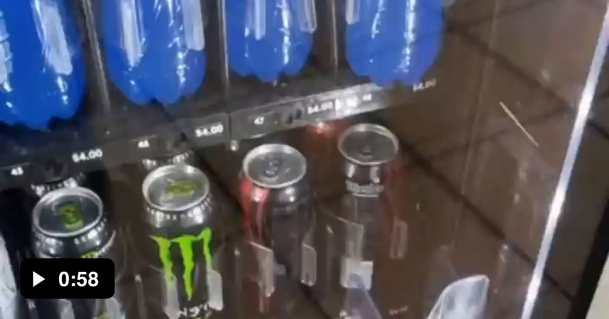 Vending machine malfunction - 9GAG
