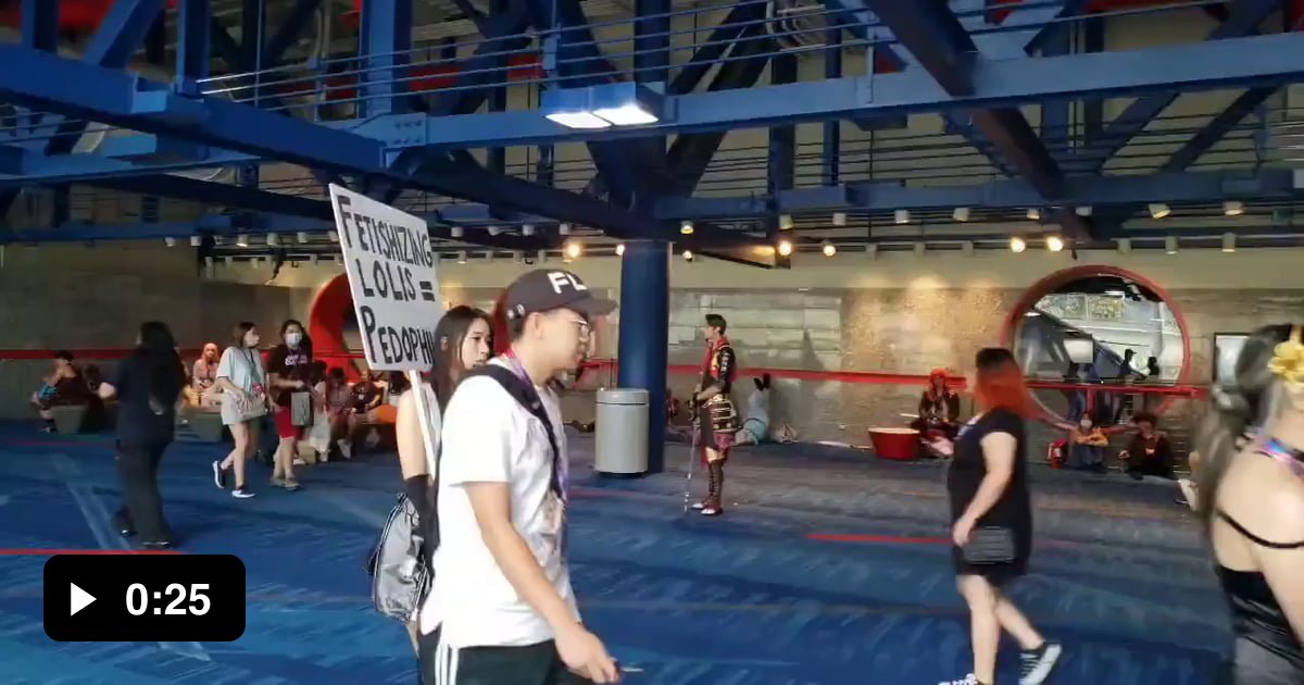 You can hear his chins wobble. - 9GAG