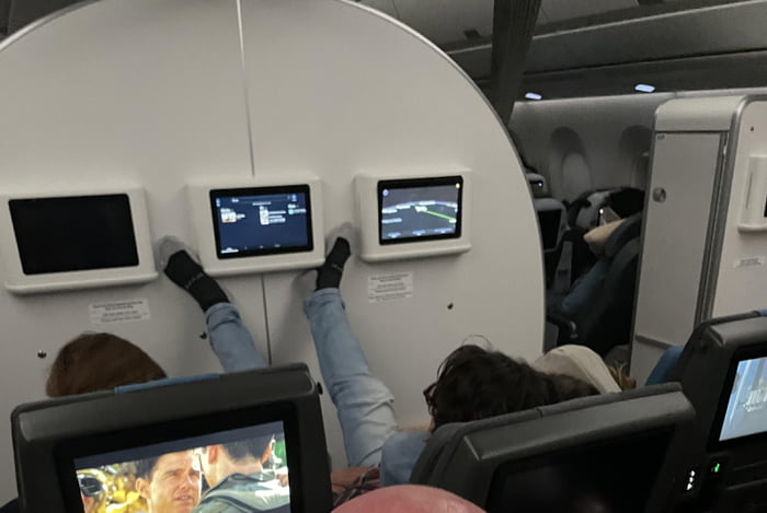 Extra, extra legroom on this flight! - 9GAG