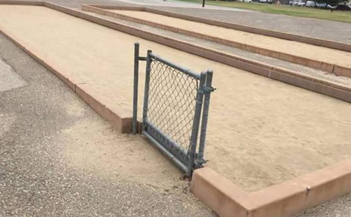 *Slaps fence* this bad boi will protect - 9GAG