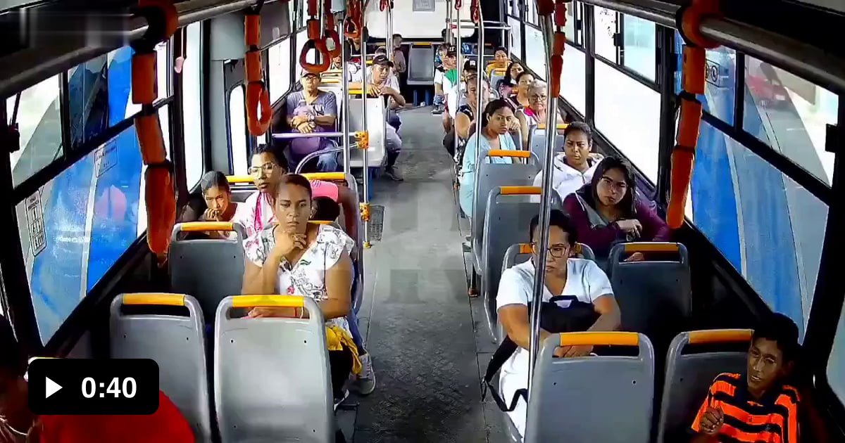 Casual Bus Ride In Ecuador - 9GAG