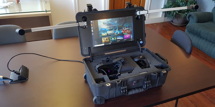Portable Oculus Rift VR Cyberdeck - 9GAG
