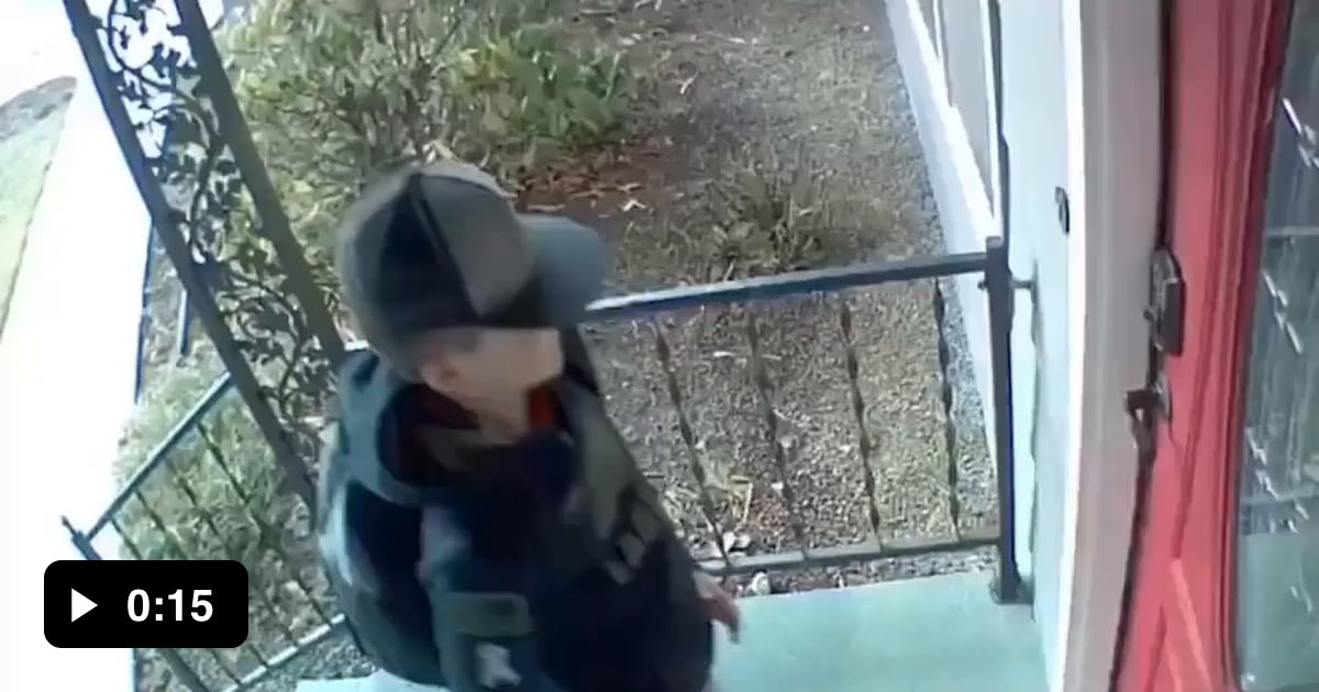 He Tried To Lock His Brother Out 9gag