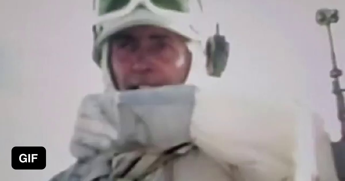 Rarely seen Rebel tank in action at the Battle of Hoth - 9GAG