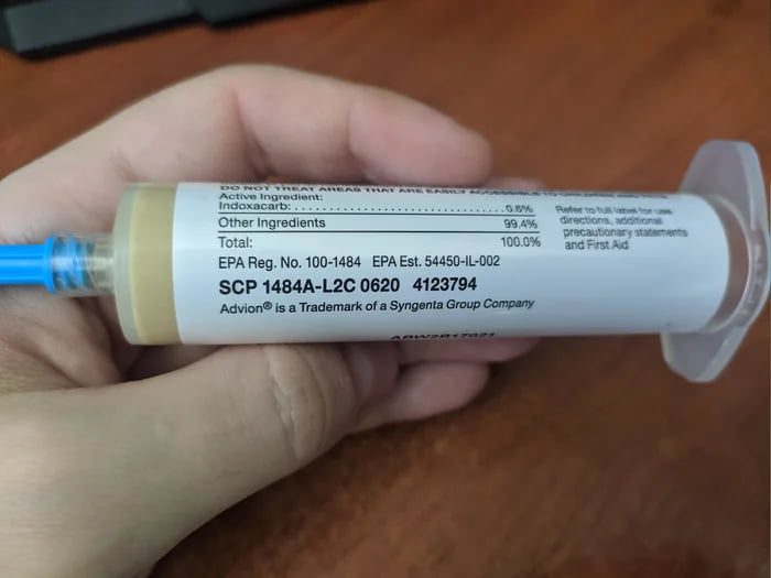 Bought insecticide against cockroaches. Well, I hope it's not a Keter ...