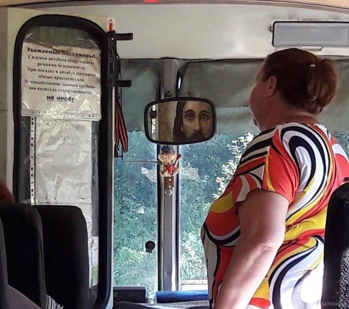 Just a normal bus ride - 9GAG
