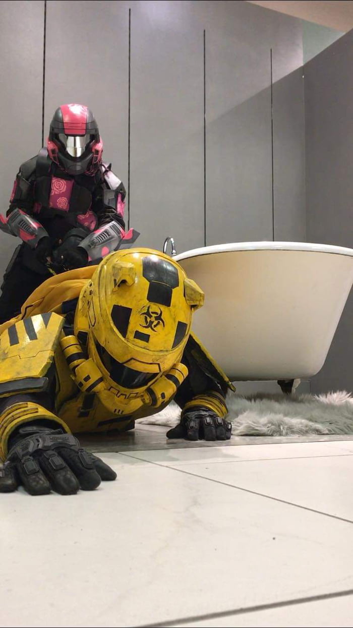 Rubba dub dub get in the tube!!! (lady red cosplay, dragon den cosplay ...