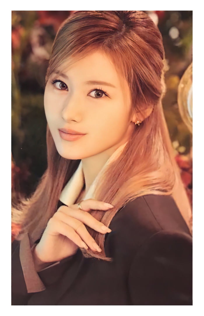 Sana - 9GAG