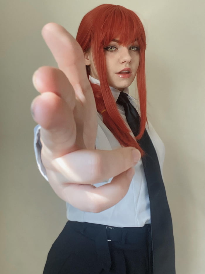 Makima Cosplay // Chainsaw Man - 9GAG