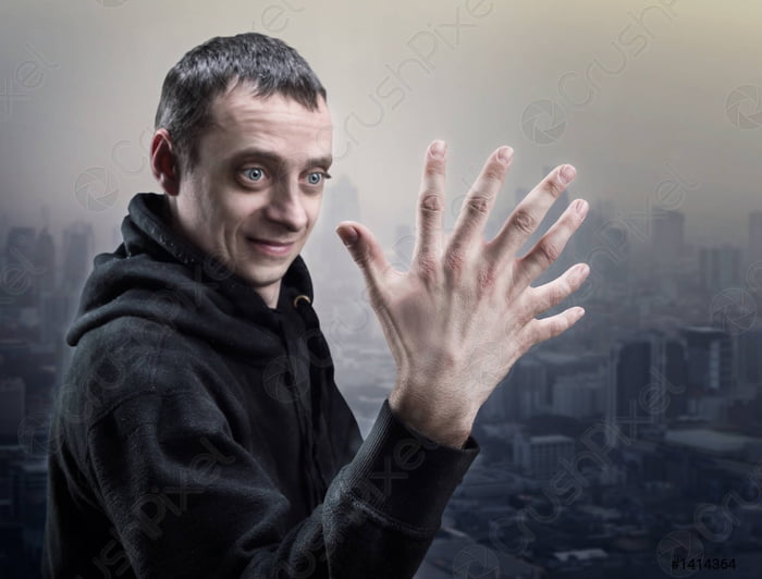 Hand-o the 14-fingered. +5 ring slots and double effect from rings - 9GAG