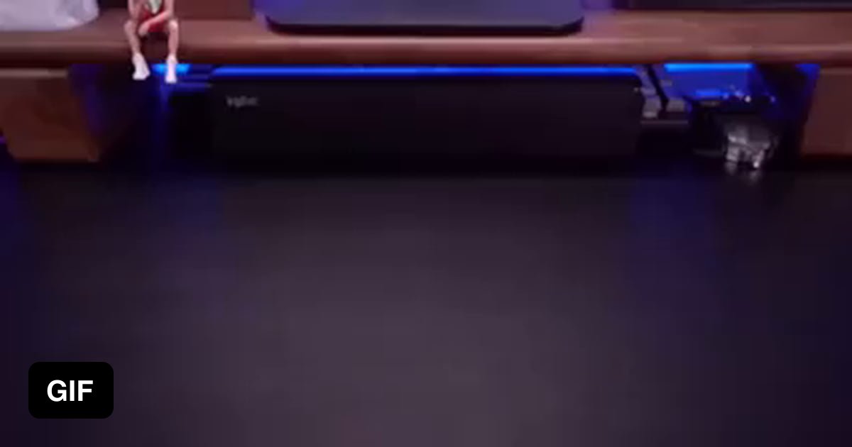 Bro got the police airpods - 9GAG