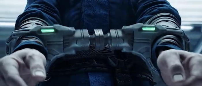 Is it just me or do these handcuffs in the Dr Strange 2 trailer look ...
