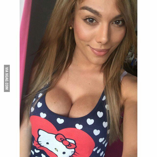Carolina Londono 9gag