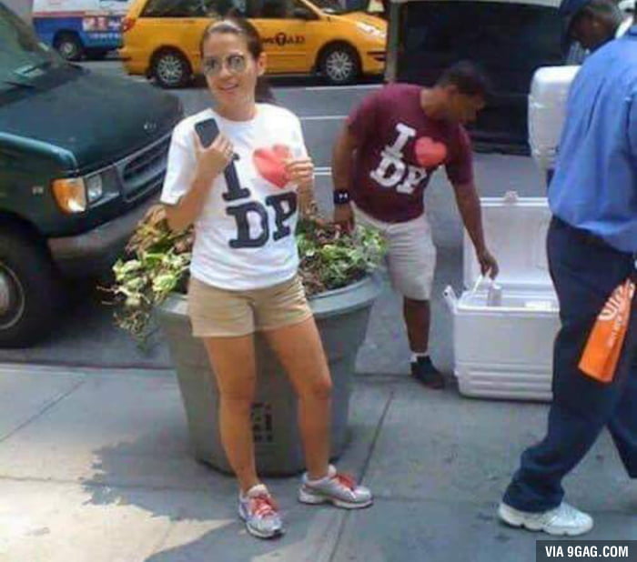 Dr. Pepper marketing team was giving out free shirts. - 9GAG